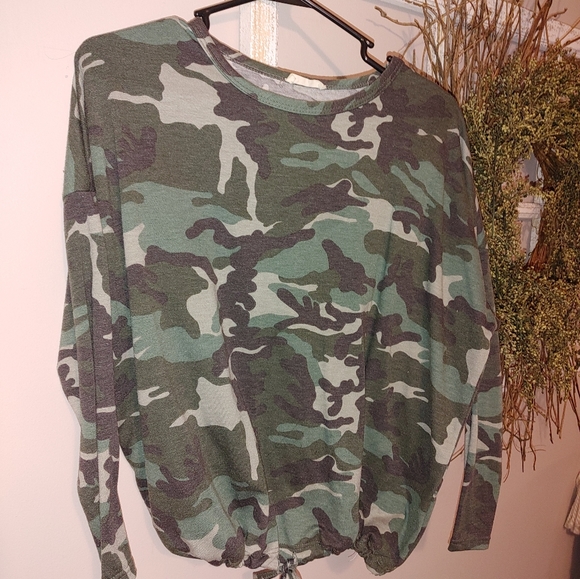 Olivia Rae | Tops | Camo Tie Waist | Poshmark